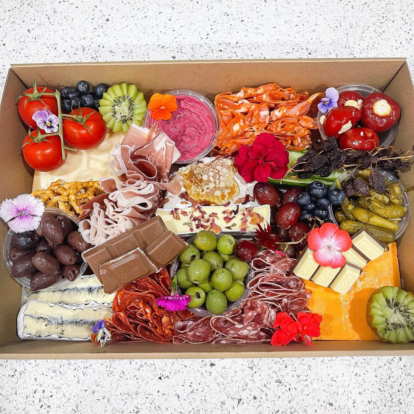 Grande Grazing Box – Grazing To You